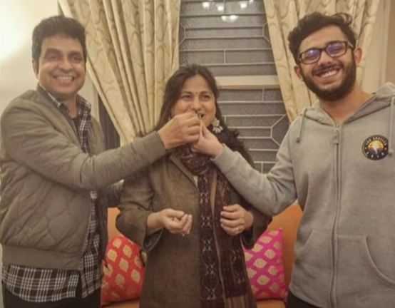 CarryMinati (Ajey Nagar)–Wiki, Height, Age, Family, Income, Girlfriend, Bio