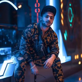 Harsh Beniwal (YouTuber)-Wiki, Biography, Age, Family, Girlfriend, Family