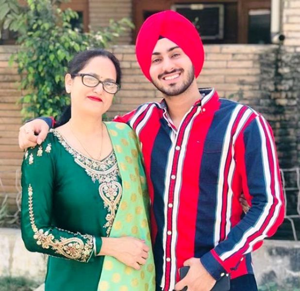 Rohanpreet Singh – Wiki, Age, Biography, Girlfriend, Height, Weight ...