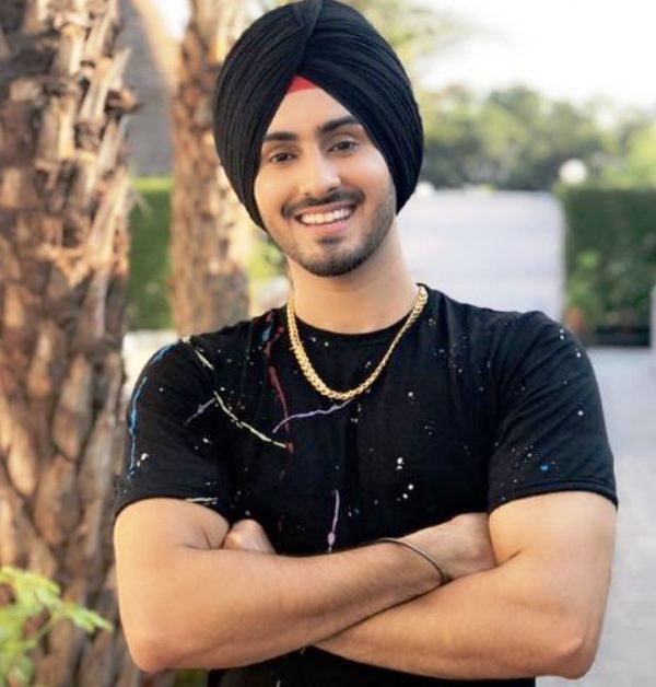 Rohanpreet Singh – Wiki, Age, Biography, Girlfriend, Height, Weight ...