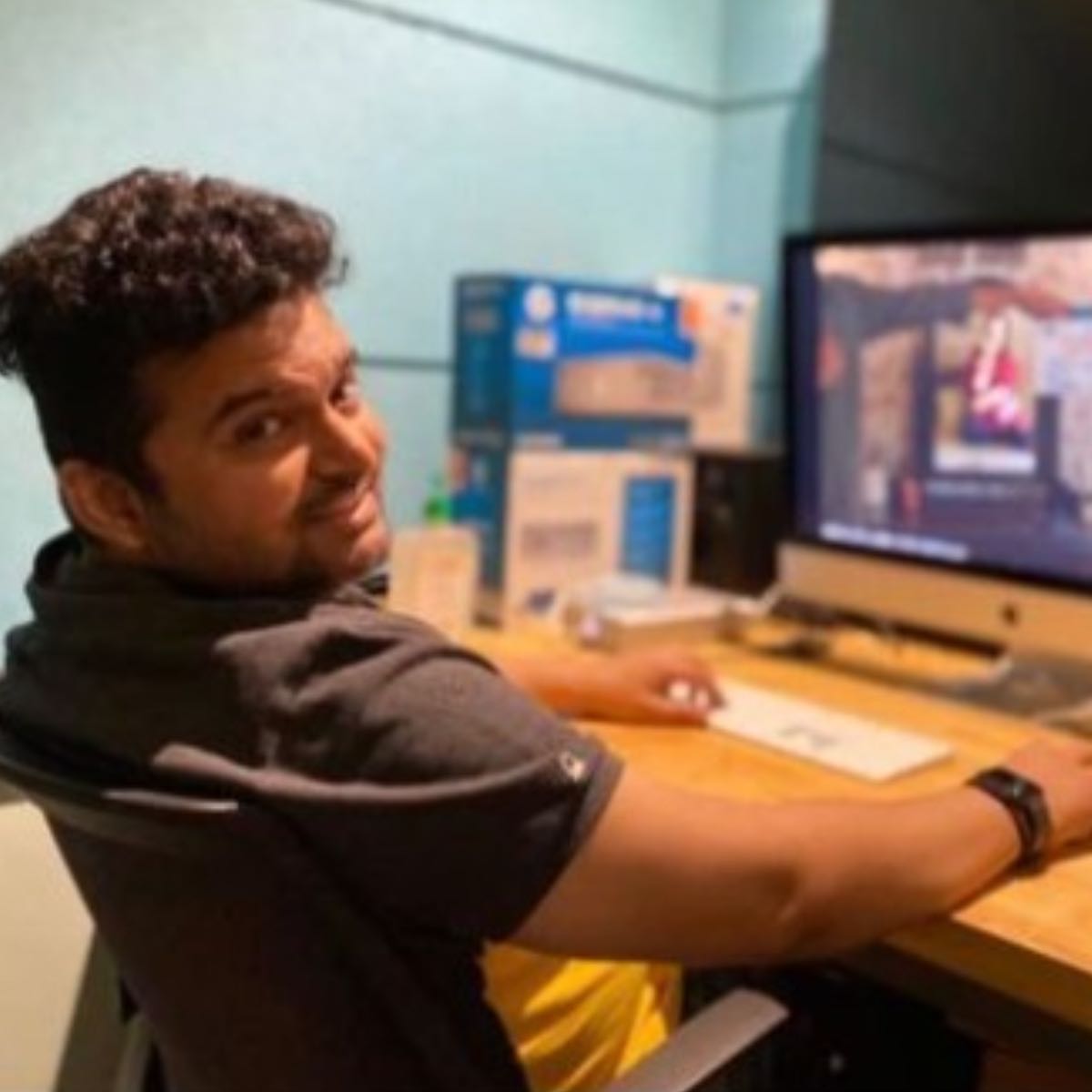 Ajay Sharma (Movie Editor) Wiki, Bio, Height, Weight, Family ...