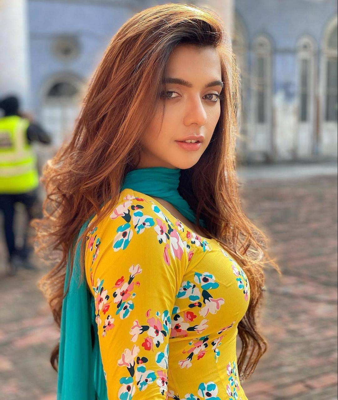 Ruhi Singh - Wiki, Bio, Height, Movie, Weight, Wife, Family, Miss India ...