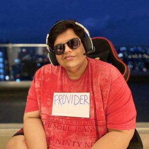 Tanmay Bhat- Wiki, Biography, Age, Girlfriend, Father, Movies, Controversy