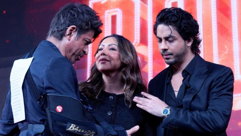 Aryan Khan Biography, Age, Girlfriends, Parents, Series